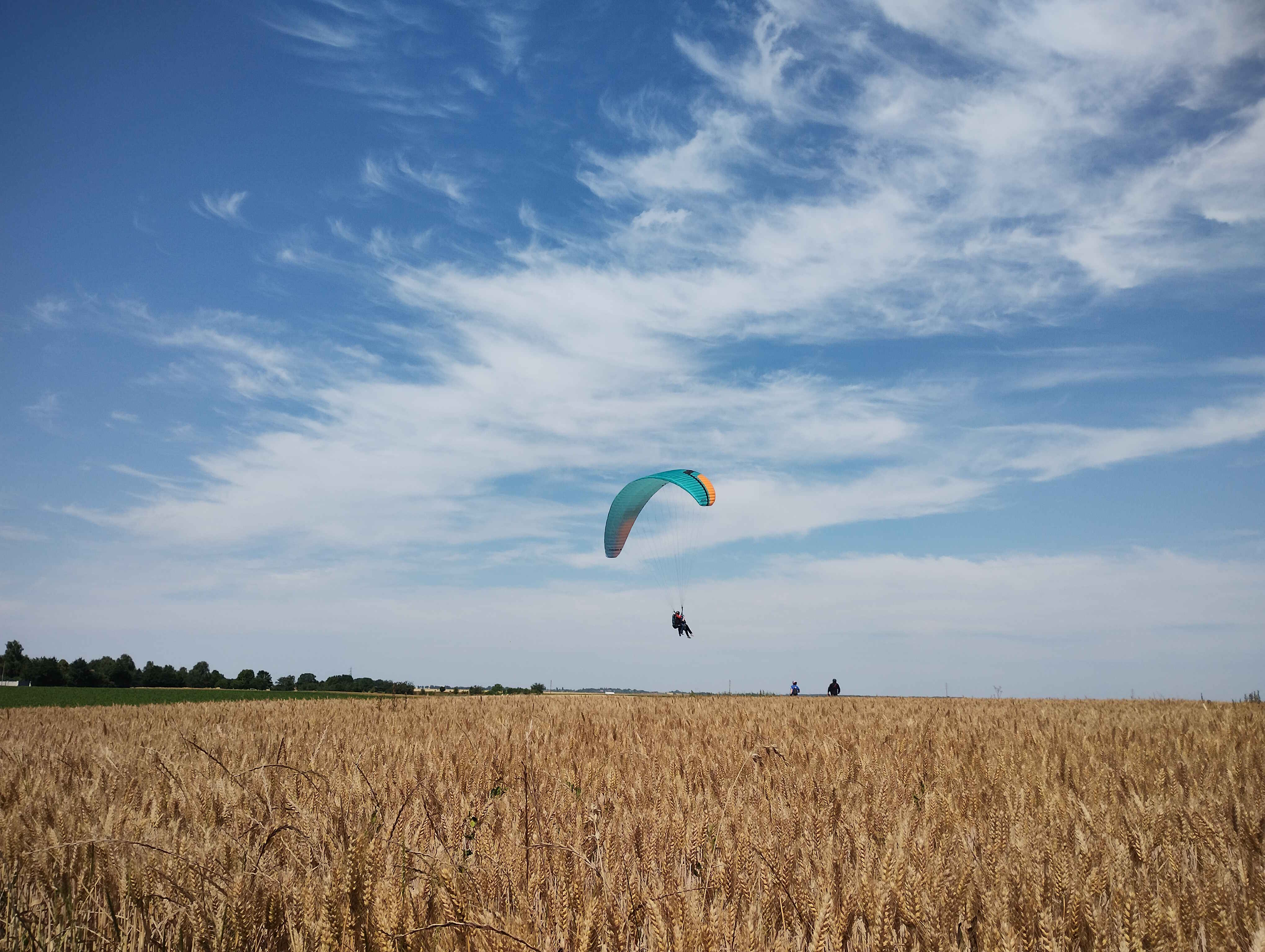 Du sol au ciel : les élèves du lycée Jean Perrin... - Lycée Jean Perrin Longjumeau